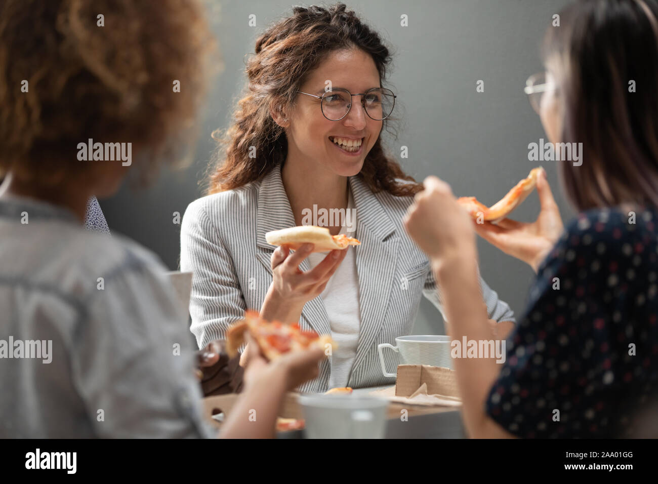 Employees lunch break hi-res stock photography and images - Alamy