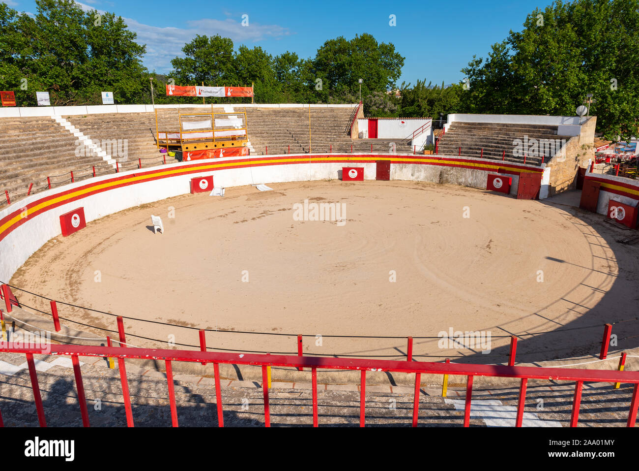 Bull fighting arena hi-res stock photography and images - Alamy