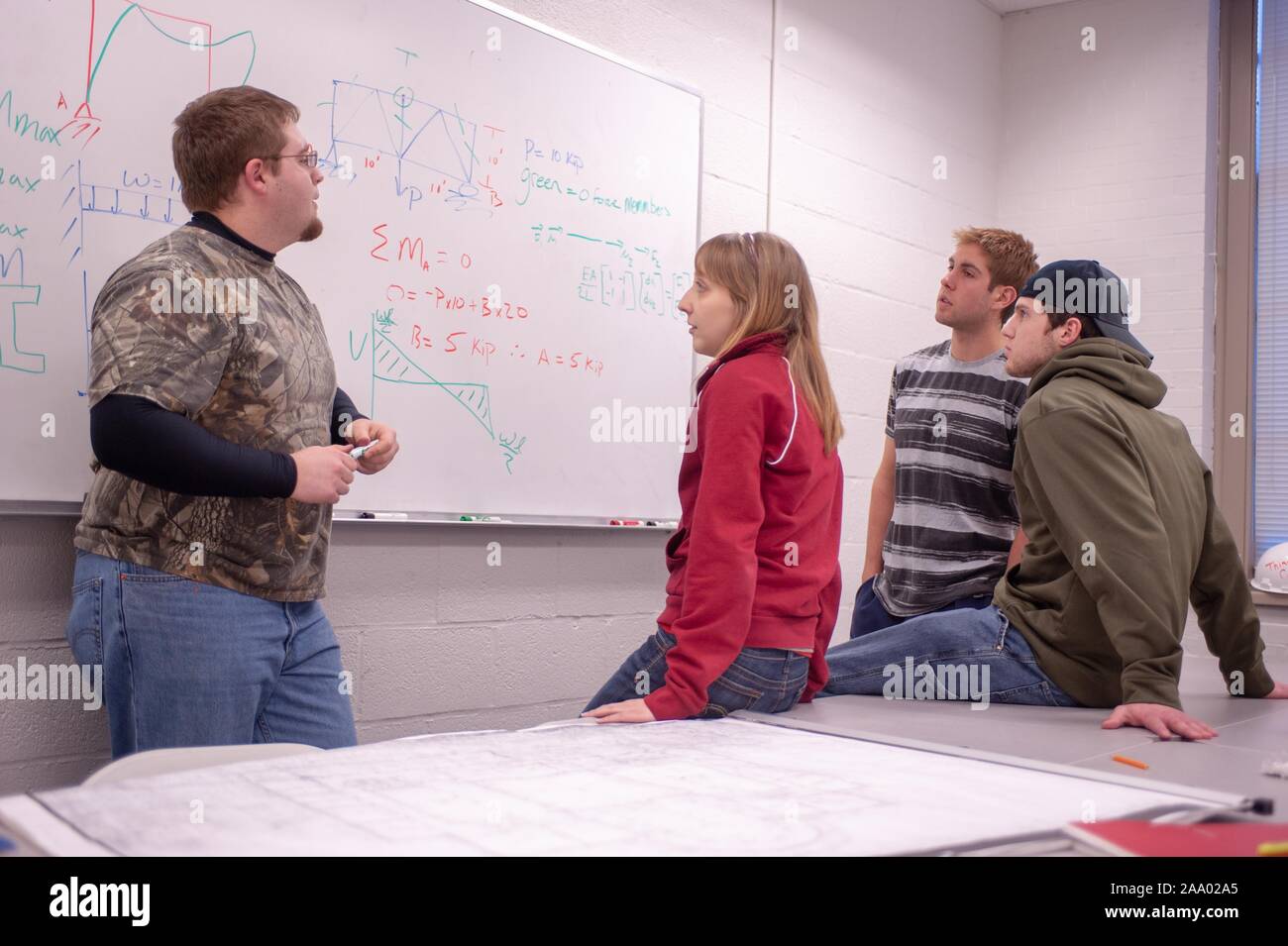 Whiting school of engineering classroom hi-res stock photography and ...