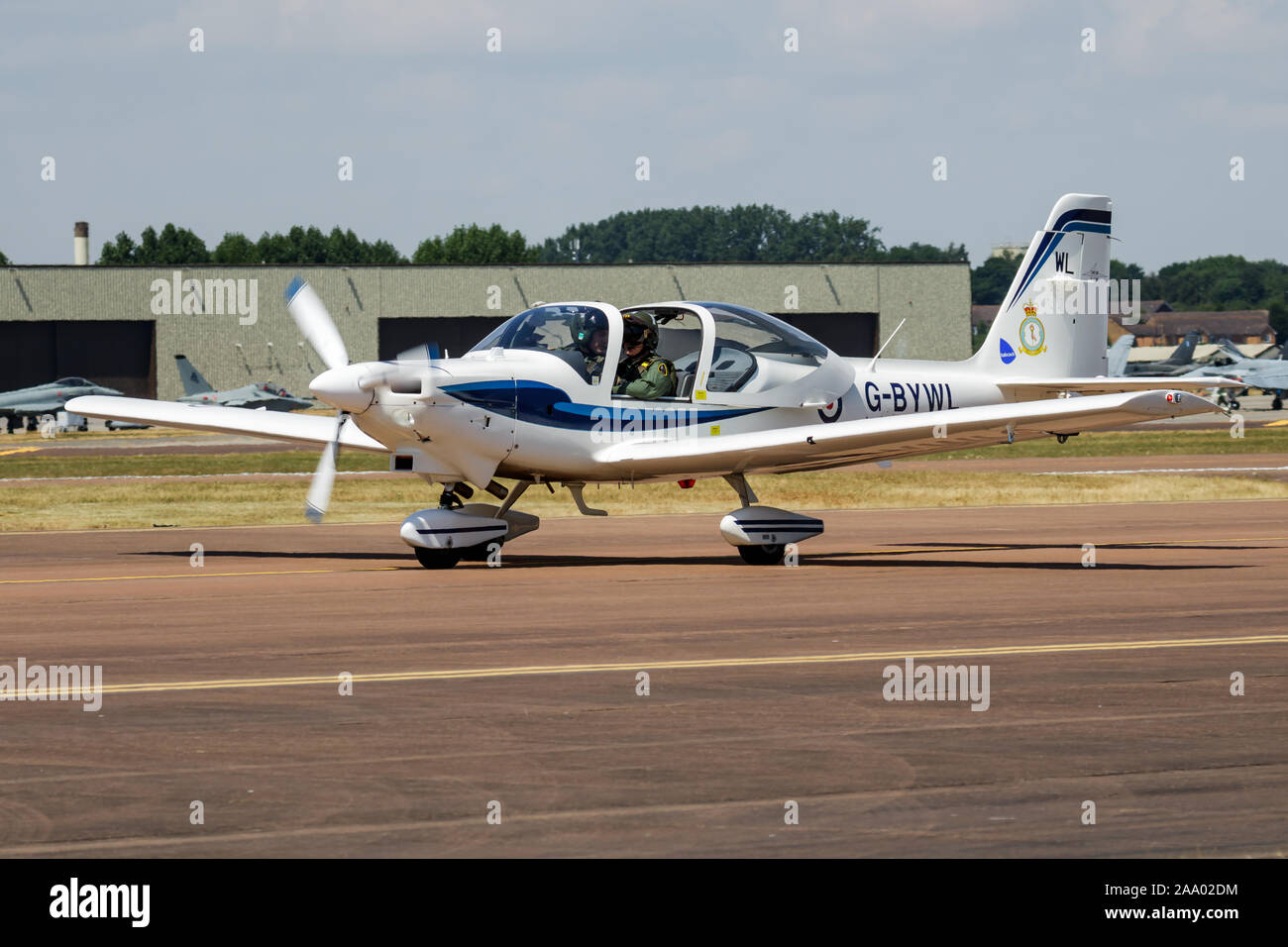 Raf grob tutor plane hi-res stock photography and images - Alamy