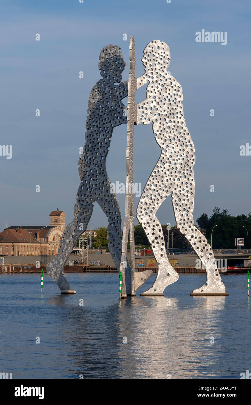 Statue molecule man hi-res stock photography and images - Alamy