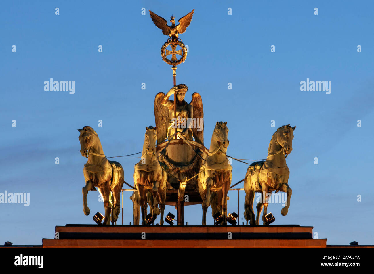 Brandenburger Tor - commissioned by Friedrich Wilhelm ll to represent ...