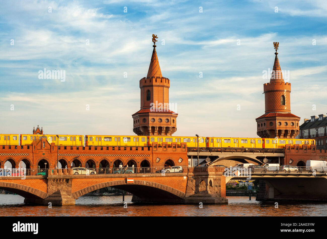 S-bahn train over Oberbaum bridge Oberbaumbrucke in Friedrichshain ...