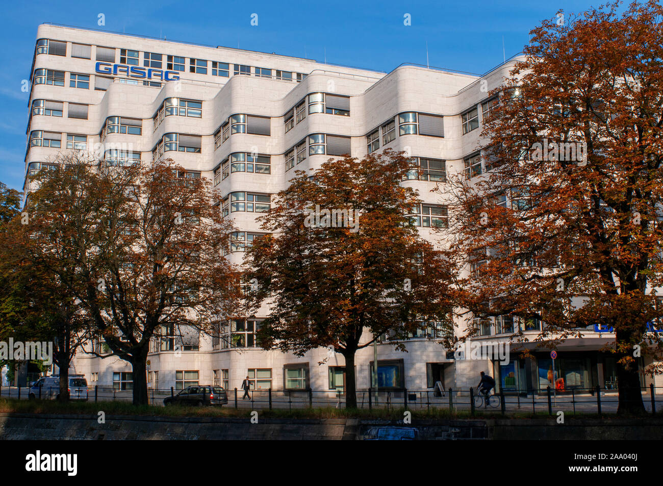 Shell-Haus modernist architectural building 1932. Architect Emil ...