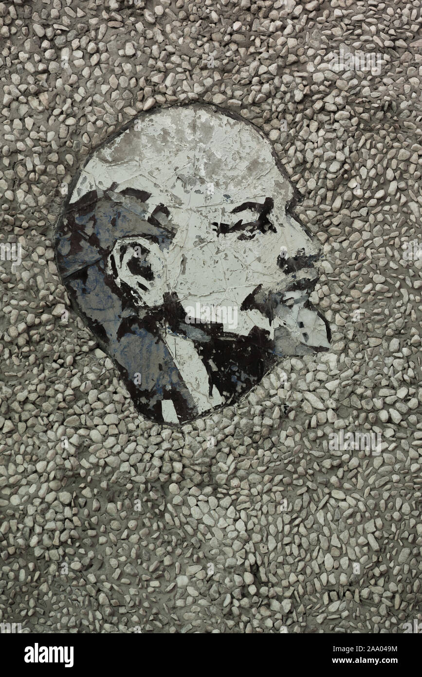 Mosaic of Lenin's head Stock Photo - Alamy