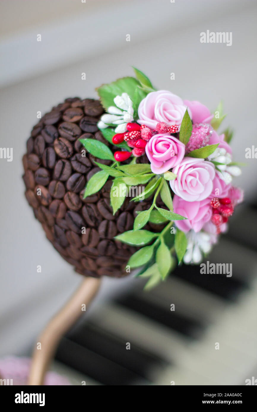 Coffee Topiary Piano Stock Photo - Alamy