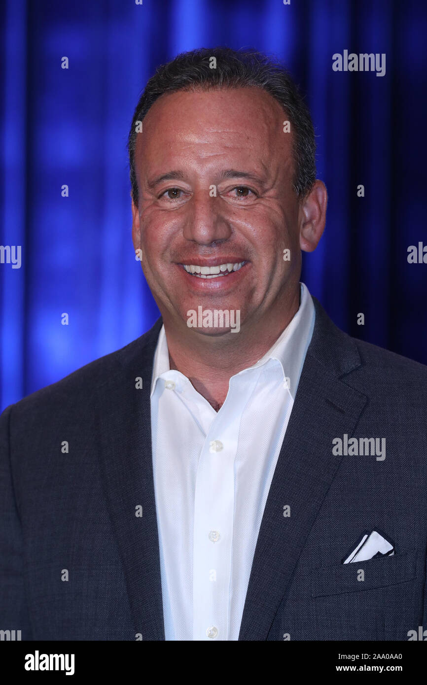 Tv filming hi-res stock photography and images - Alamy