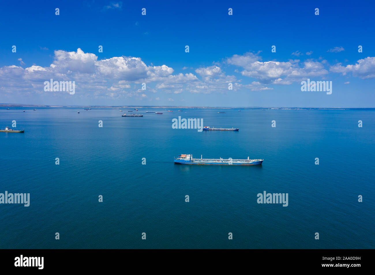 Aerial view cargo container ships hi-res stock photography and images ...