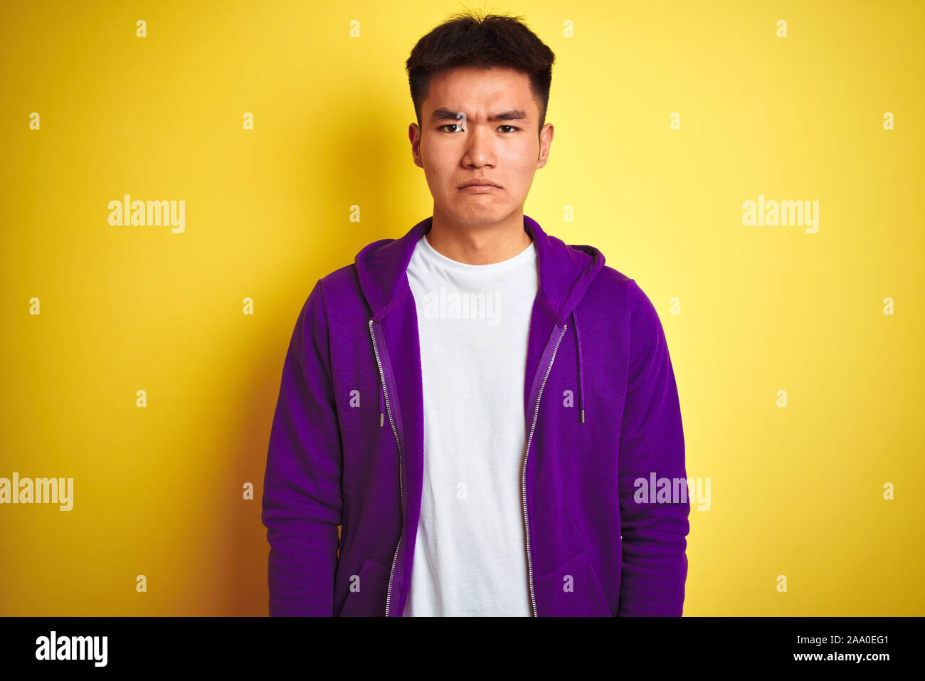 Angry asian chinese man wearing hi-res stock photography and images - Alamy
