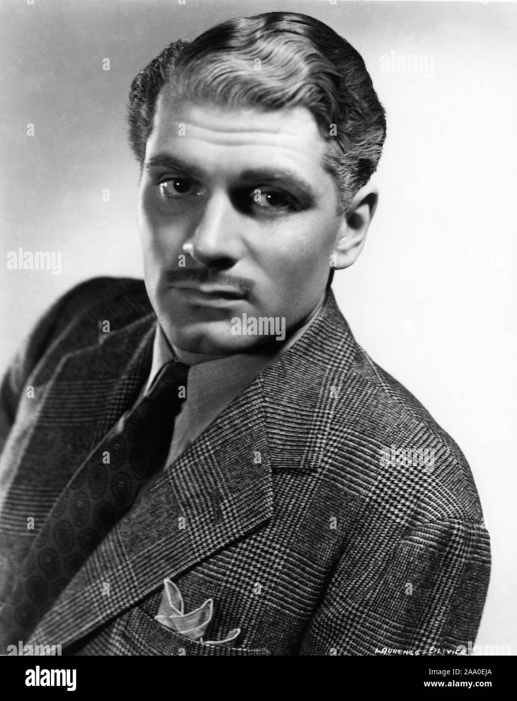 David selznick alfred hitchcock rebecca hi-res stock photography and ...