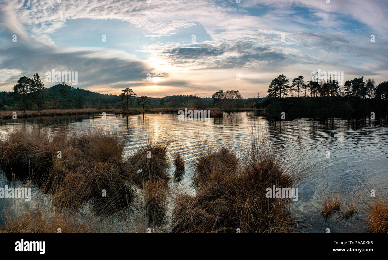 Pond sky reflections at sunset Stock Photo - Alamy