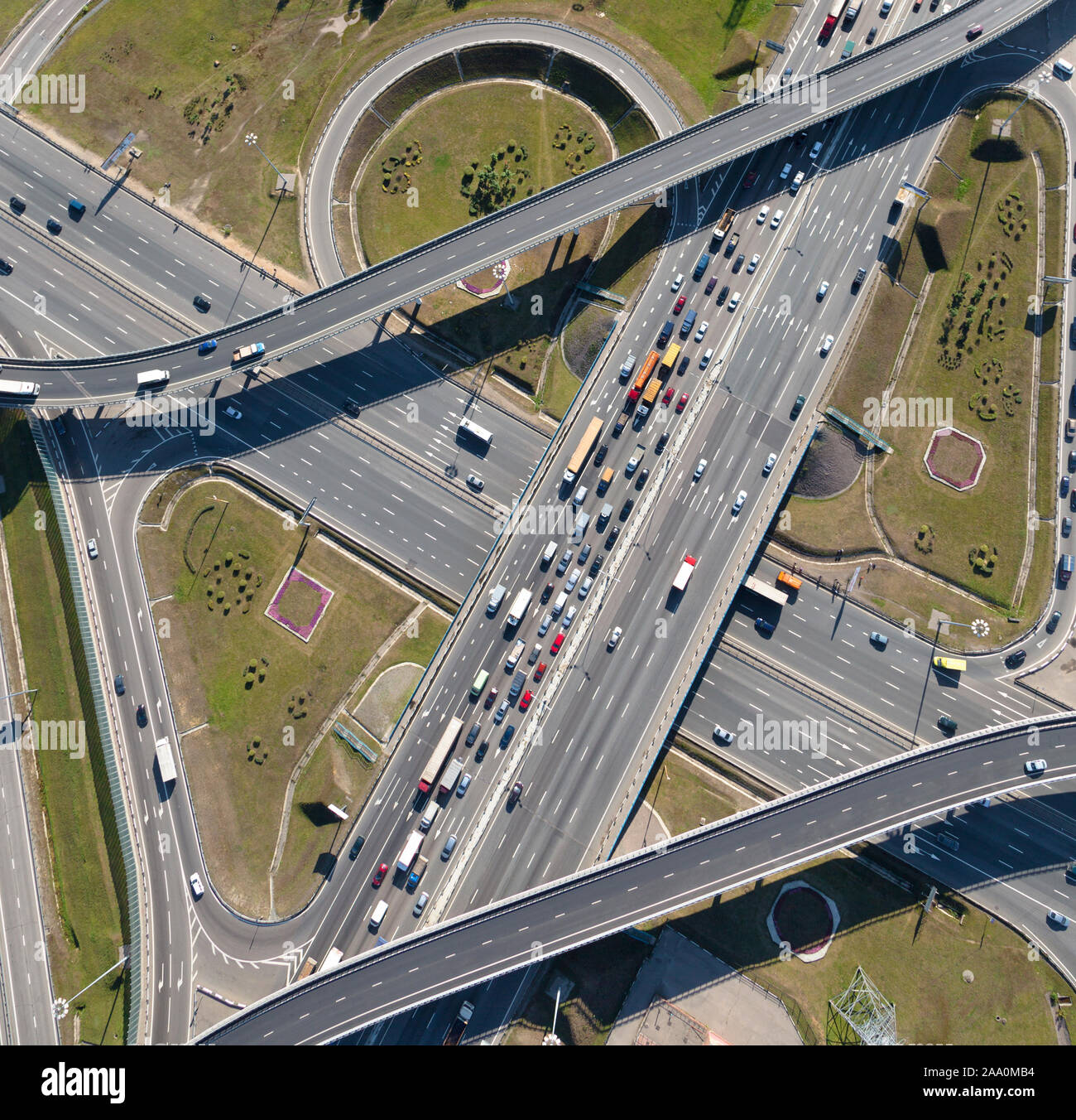 Aerial view of highway interchange of a city Stock Photo - Alamy