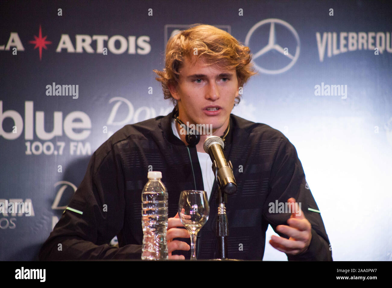 Tenis suizo hi-res stock photography and images - Alamy