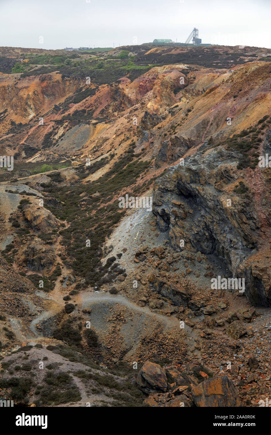 Parys Mountain, disused copper mine, Anglesey, Wales Stock Photo - Alamy