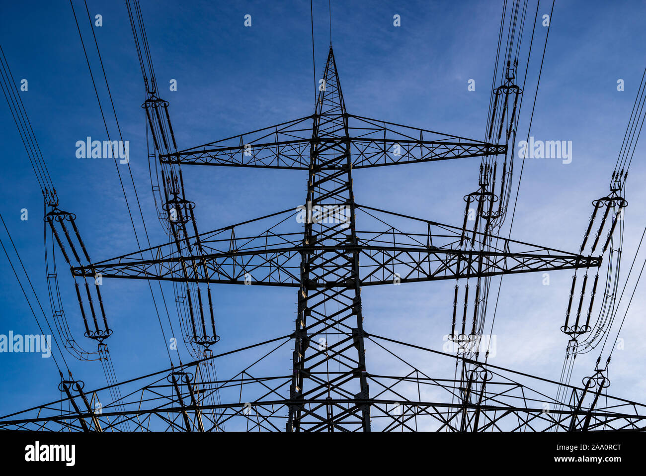 Grid pole hi-res stock photography and images - Alamy