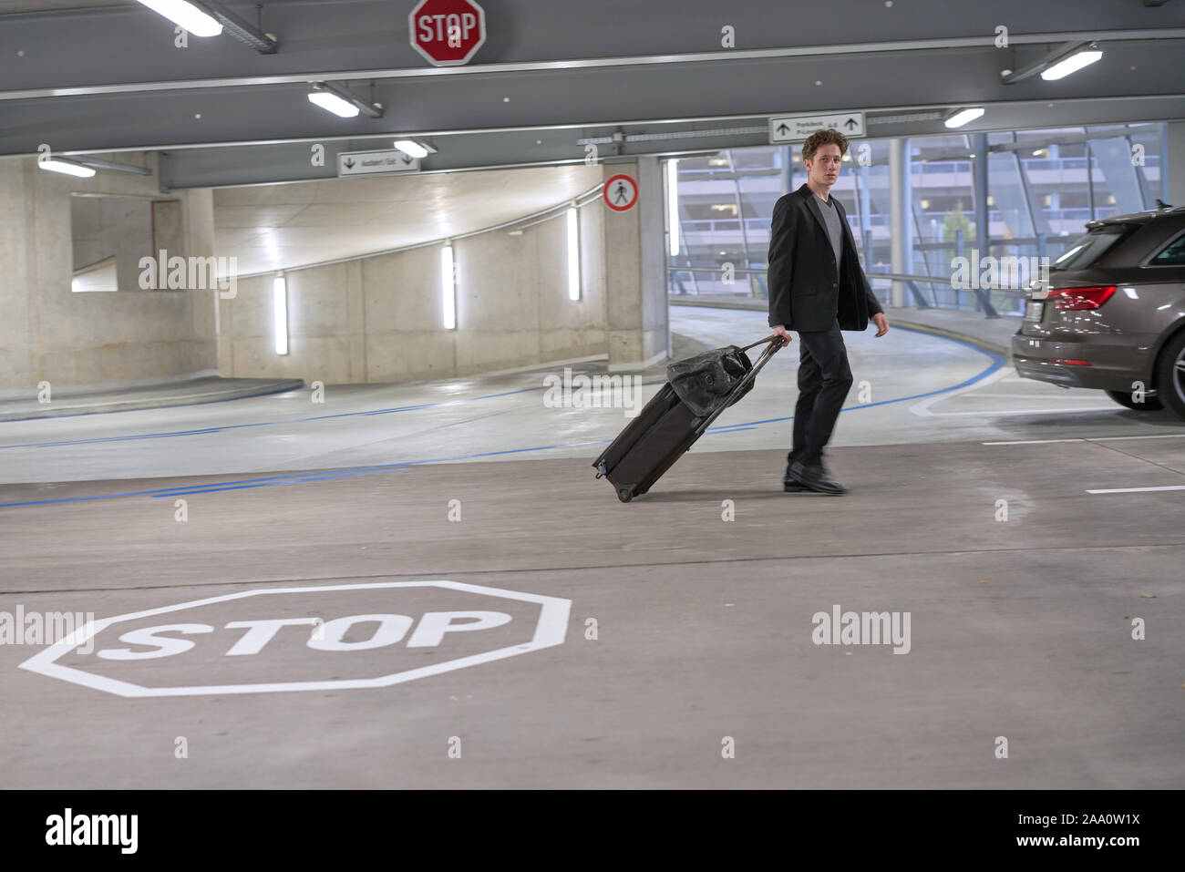 Parking deck hi-res stock photography and images - Alamy