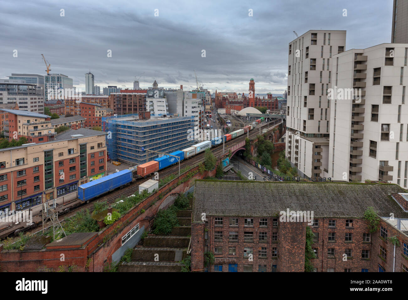 Castlefield railway trains hi-res stock photography and images - Alamy