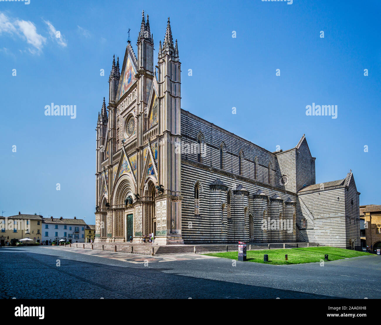 Duomo di orvieto hi-res stock photography and images - Alamy