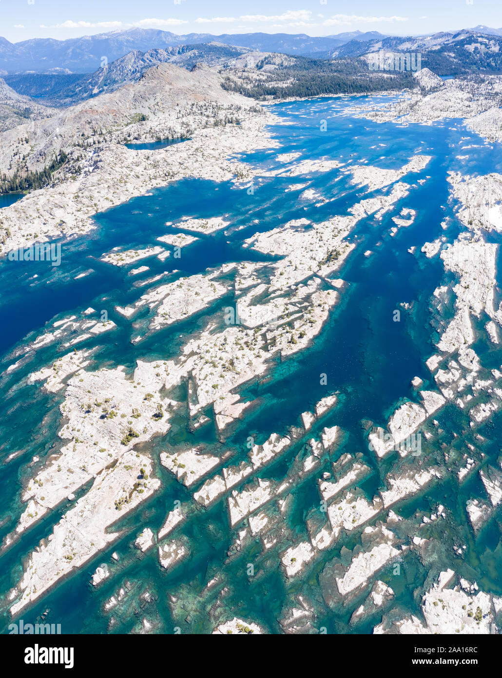 High sierras pacific coast trail hi-res stock photography and images ...