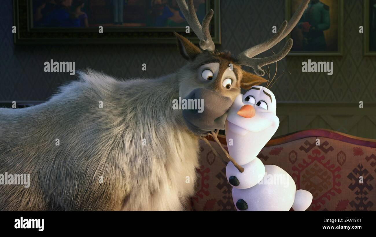FROZEN II, (aka FROZEN 2), from left: Sven, Olaf (voice: Josh Gad ...