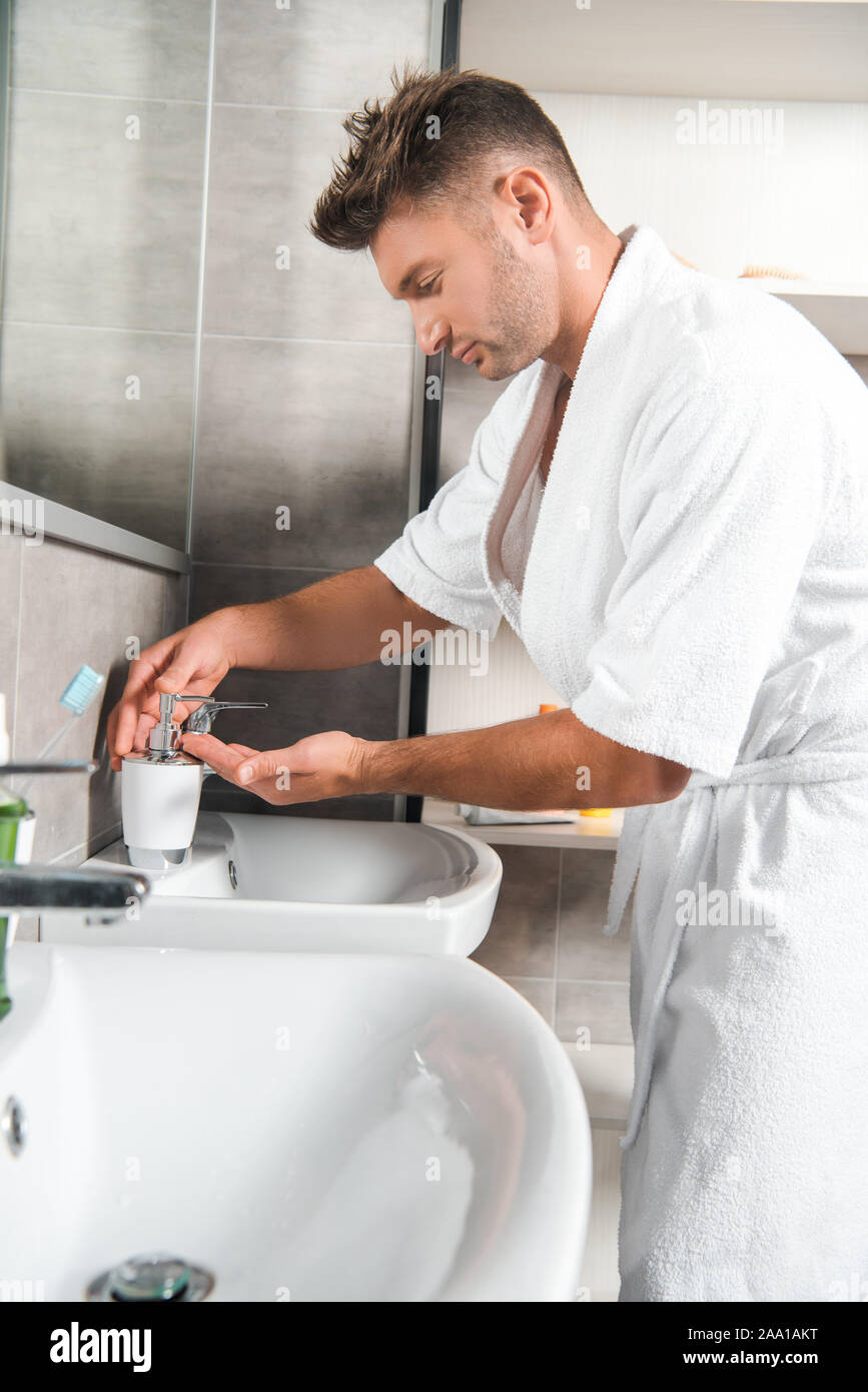 Man in bathtub hi-res stock photography and images - Alamy