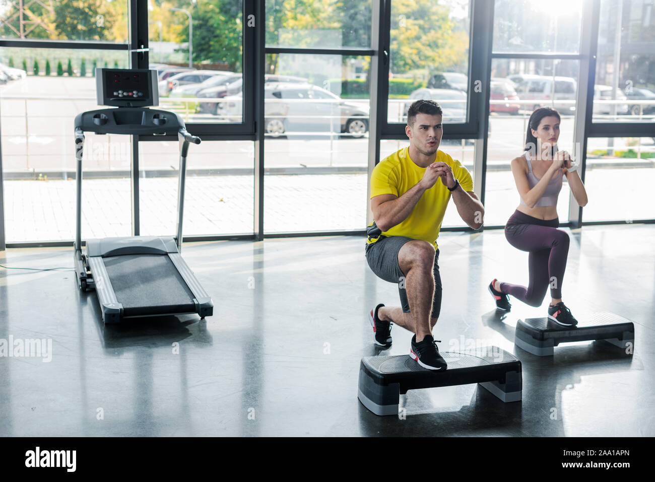 Lunges treadmill hi-res stock photography and images - Alamy