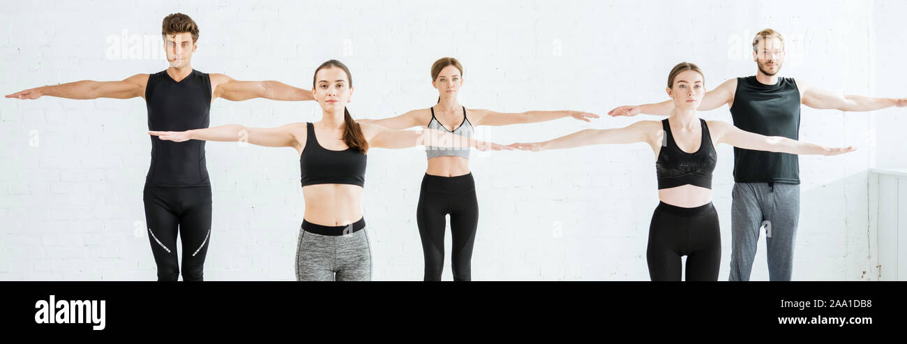 Open arm pose hi-res stock photography and images - Alamy