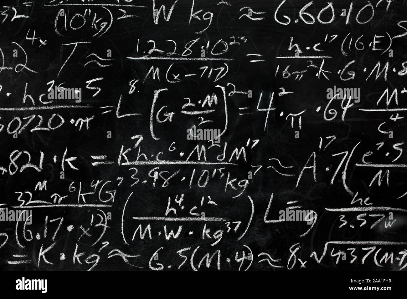 Physics equations board hi-res stock photography and images - Alamy
