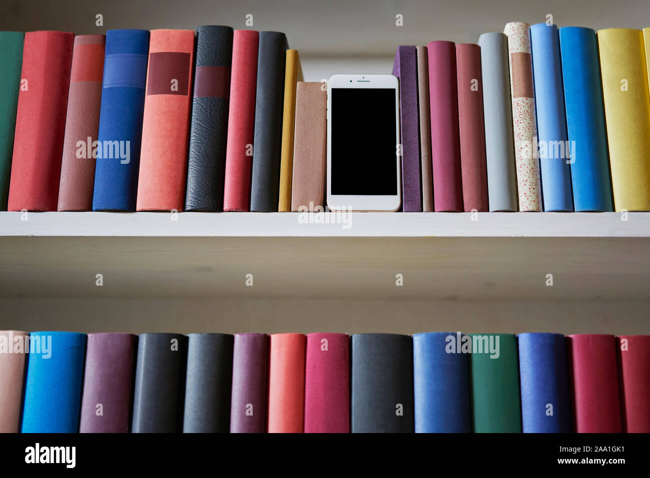 Row of old books at angle hi-res stock photography and images - Alamy