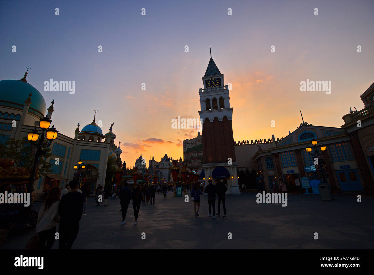 NAMI ISLAND, S. KOREA - OCTOBER 27, 2019: Beautiful landscape inside ...