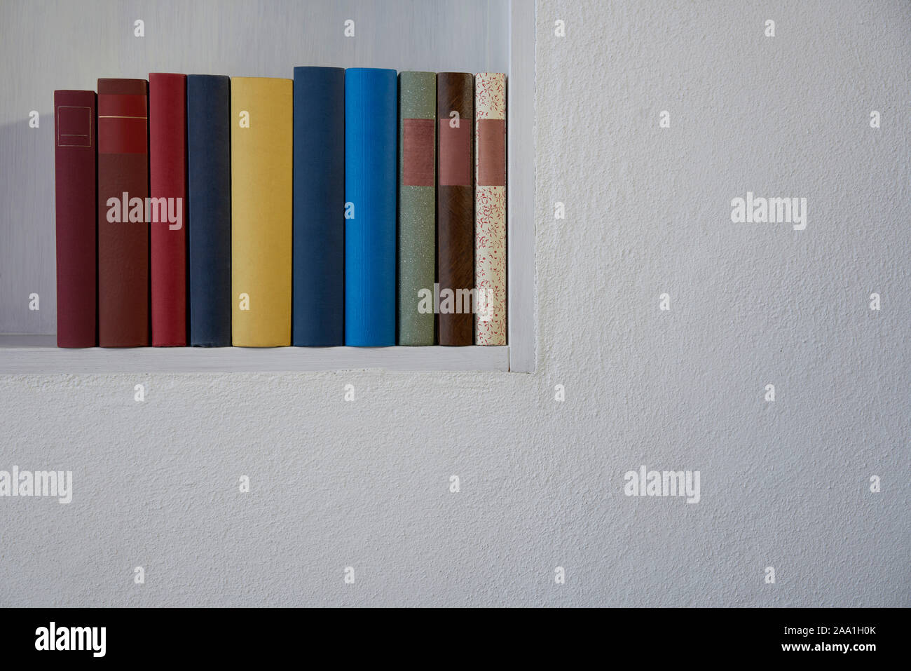 Book covers colors hi-res stock photography and images - Alamy