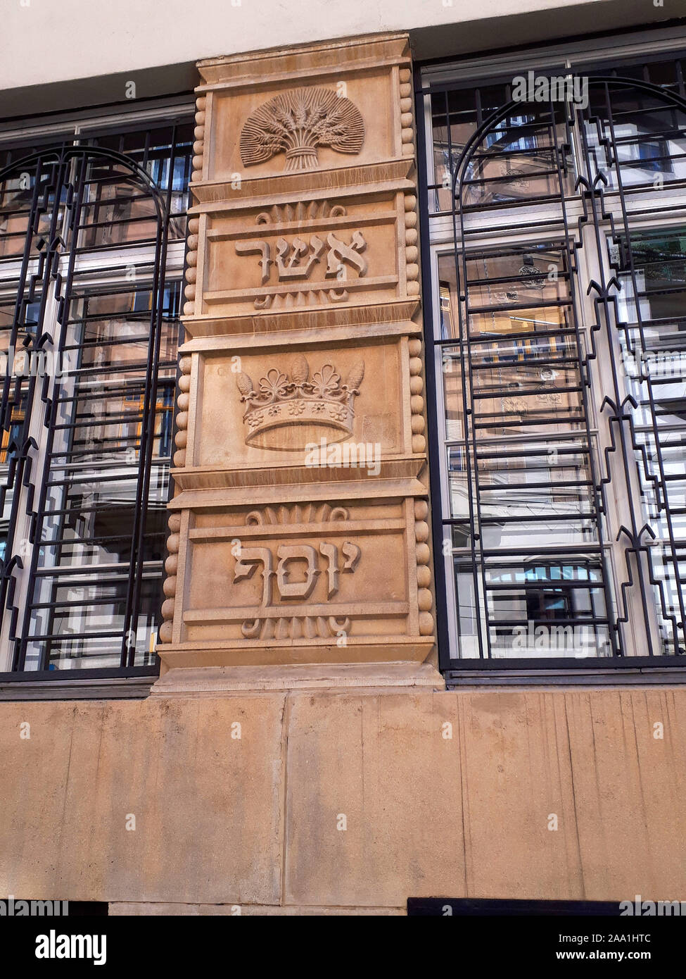 Budapest’s Moorish Style Great Synagogue in Hungary is the Most ...