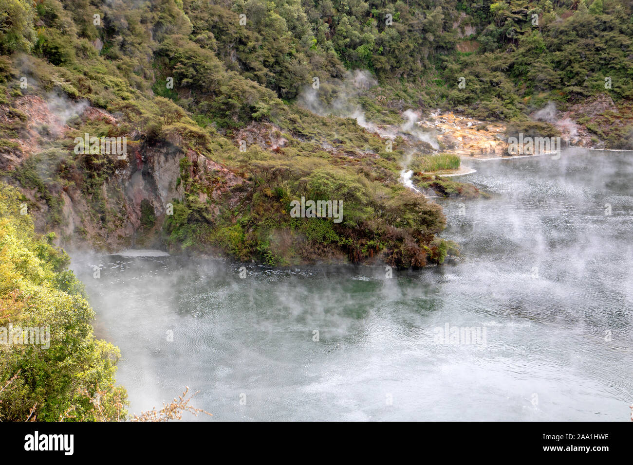 Frying Pan Lake New Zealand High Resolution Stock Photography and ...