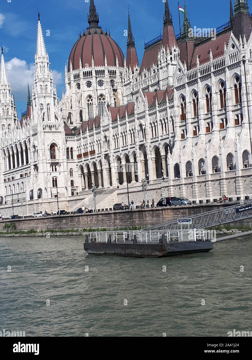 Crown elizabeth bridge danube budapest hi-res stock photography and ...