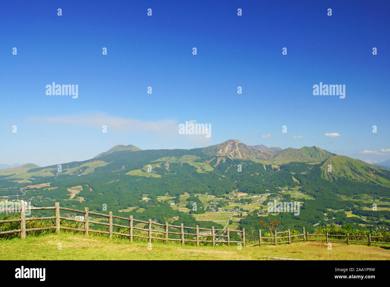 Mt tawara hi-res stock photography and images - Alamy