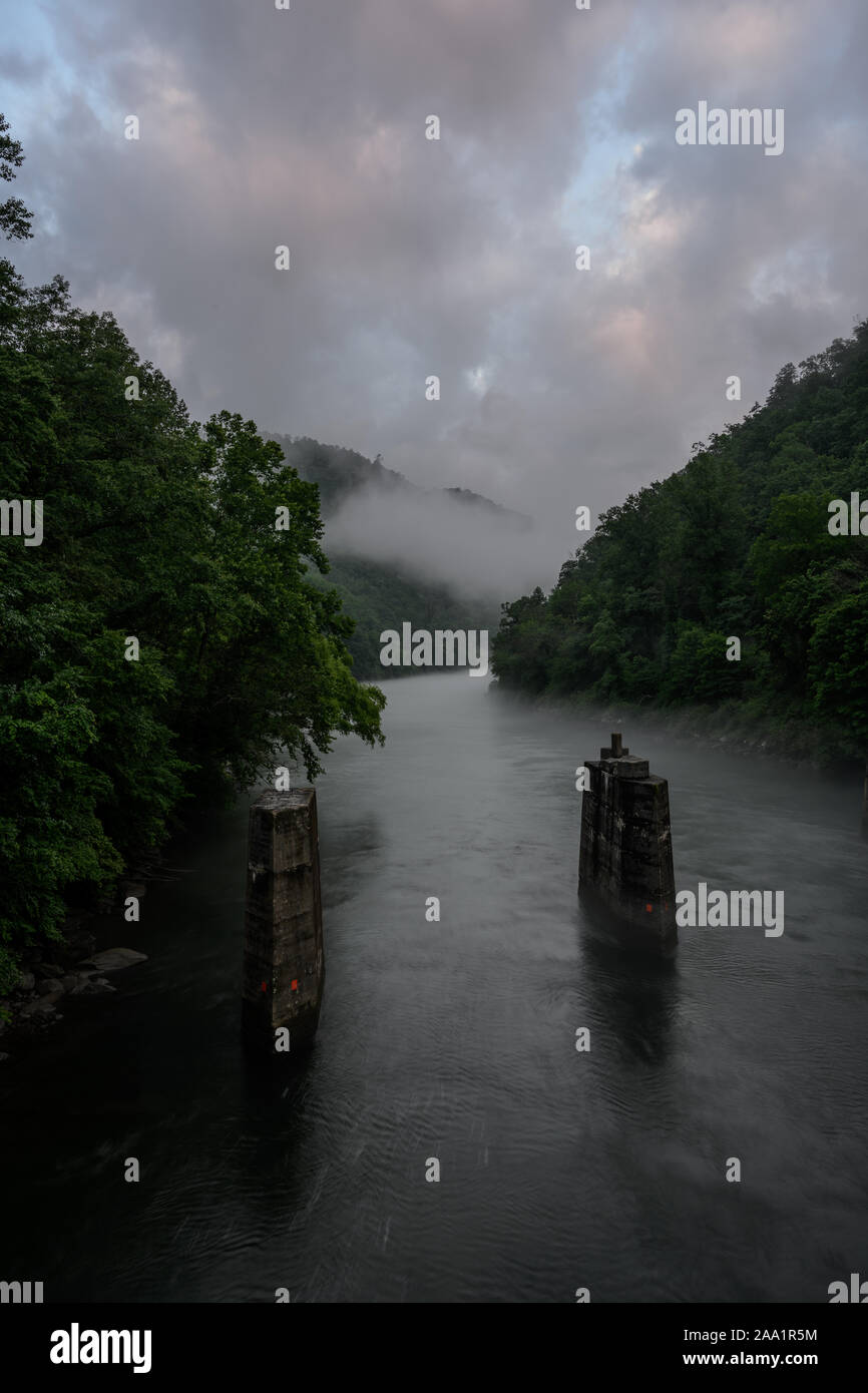 Cheoah dam hi-res stock photography and images - Alamy