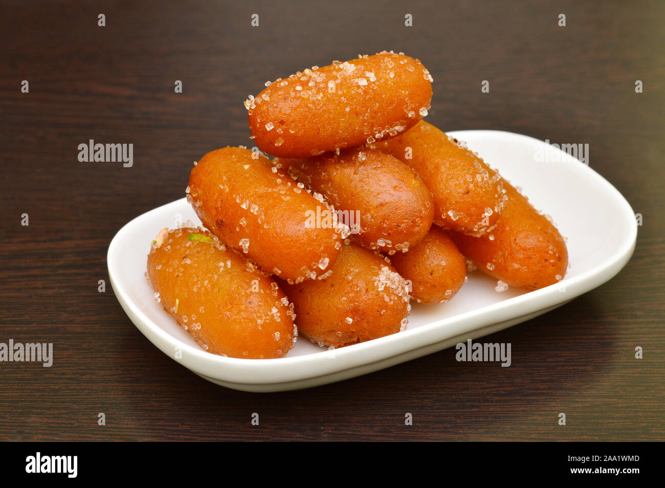 Gulab jamun india hi-res stock photography and images - Alamy