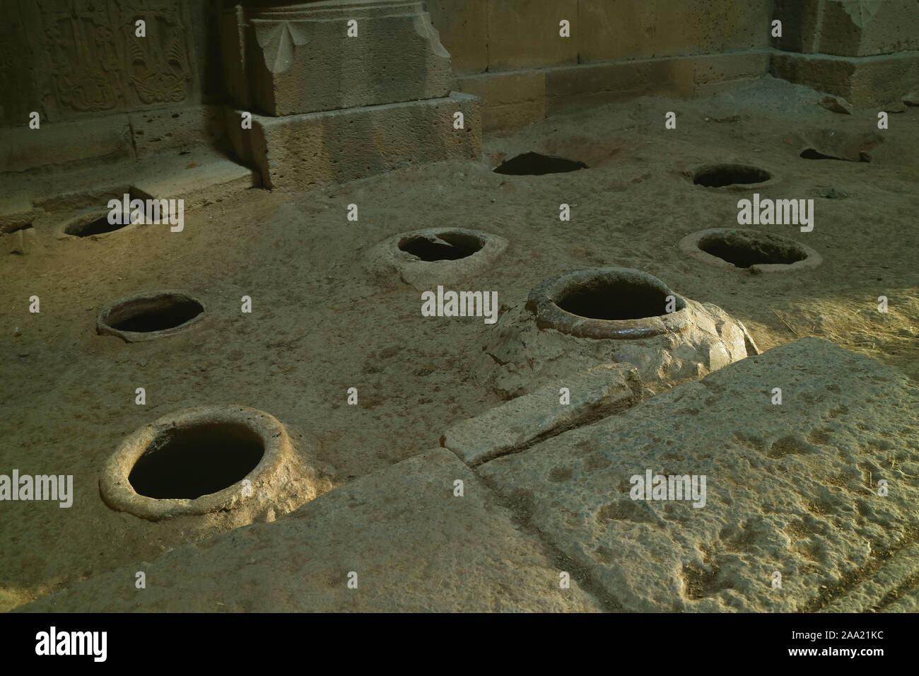 Medieval food storage hi-res stock photography and images - Alamy