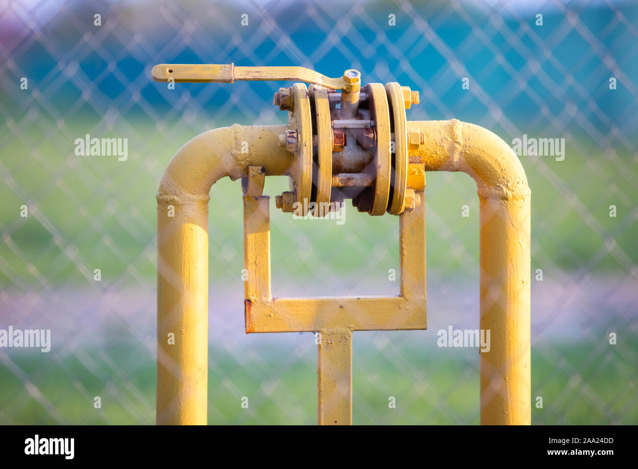 Blocking valve hi-res stock photography and images - Alamy