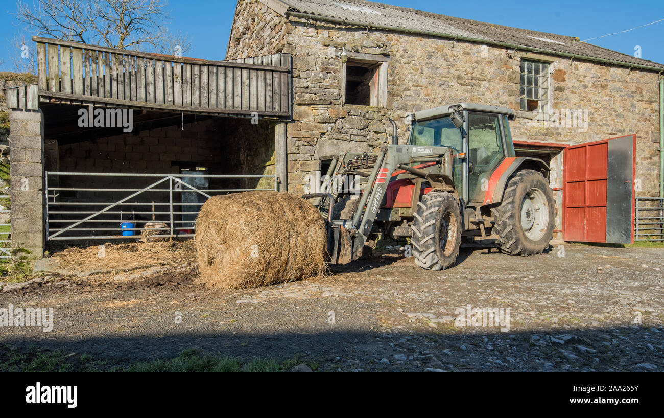 Mailleux front end loader hi-res stock photography and images - Alamy