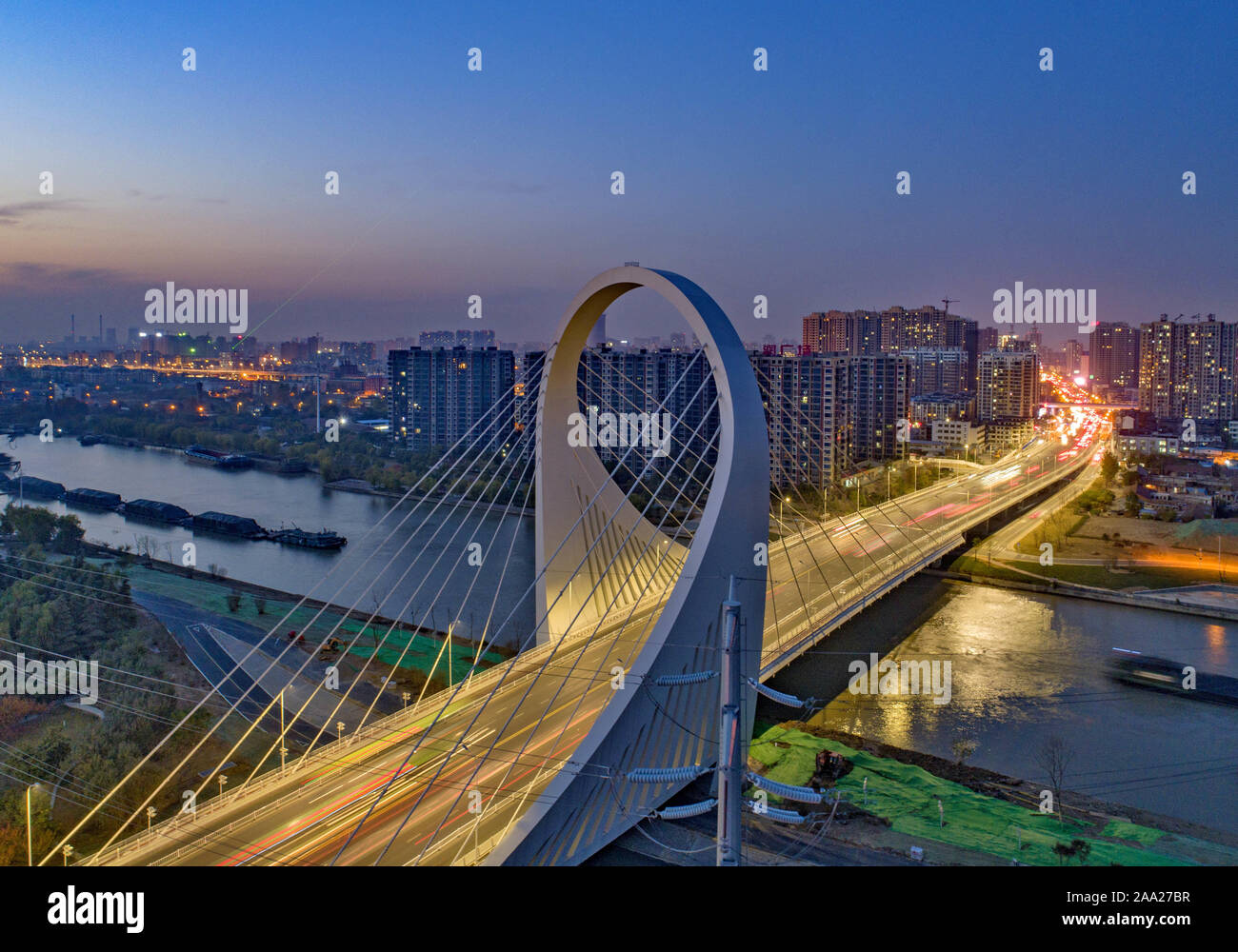 Beijing grand bridge china hi-res stock photography and images - Alamy
