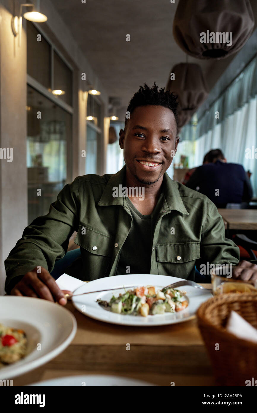 Eat breakfast cafe african hi-res stock photography and images - Alamy