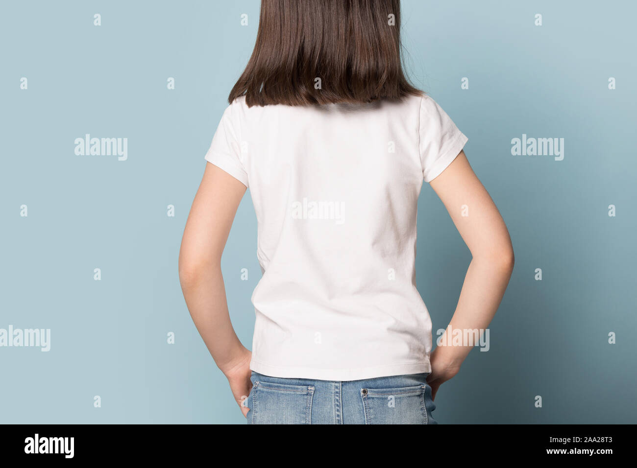 Close up back view little brown-haired girl Stock Photo - Alamy