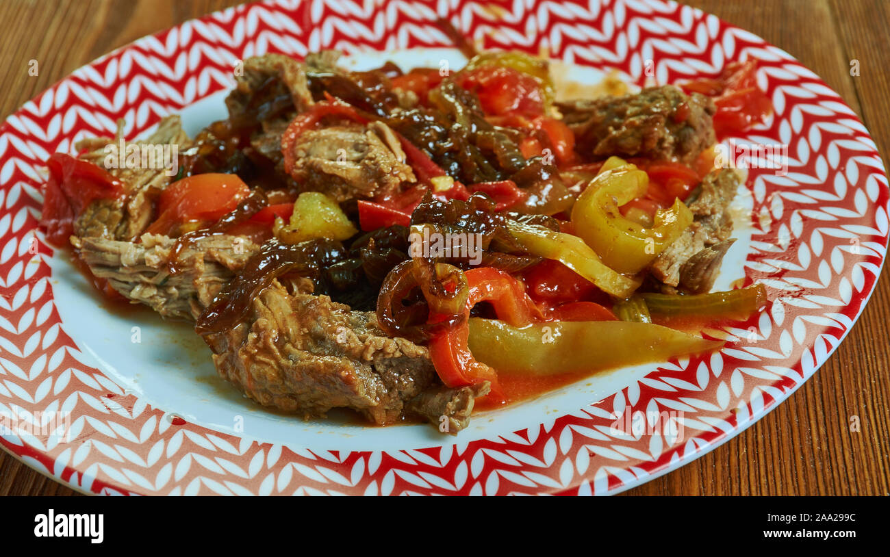 Tinga mixta, Mexican food onion, cilantro, chicken tinga, two sunny ...