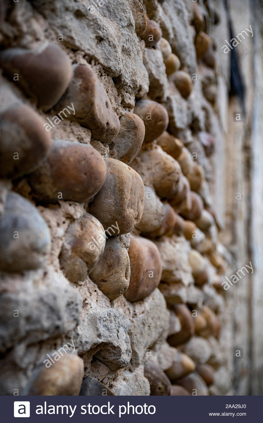 Pebble Stone Wall Stock Photos & Pebble Stone Wall Stock Images - Alamy