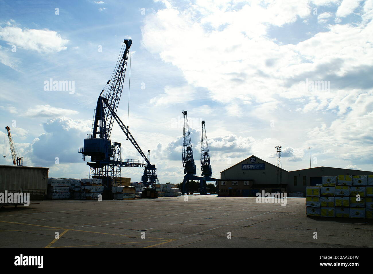 Goole docks hi-res stock photography and images - Alamy