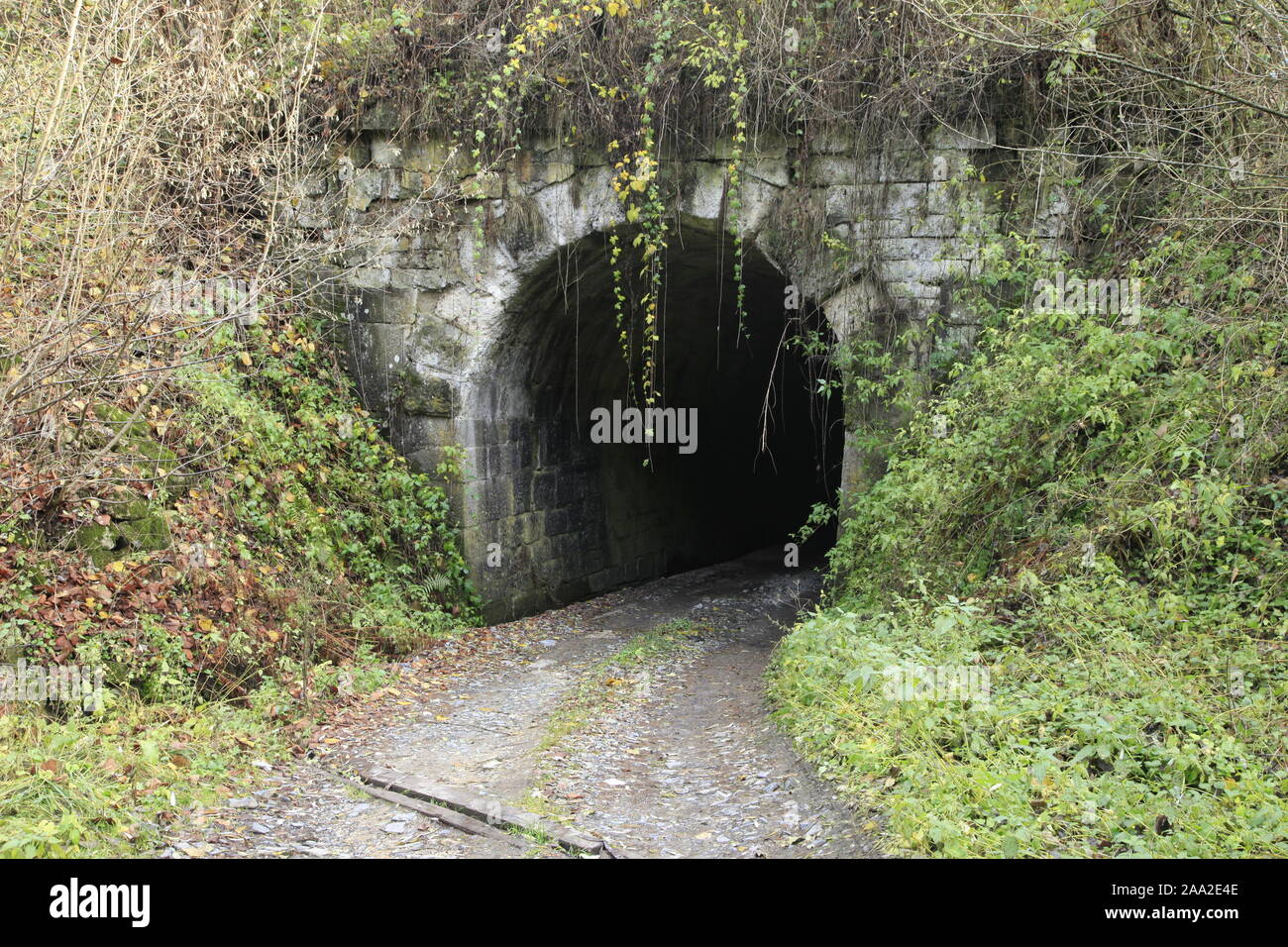 Dark brown tunnel hi-res stock photography and images - Alamy