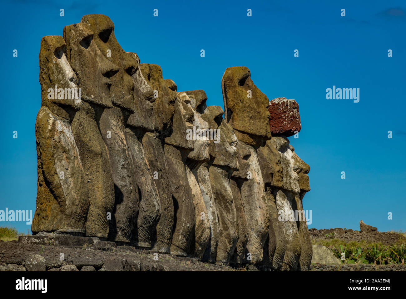 Ahu Tongariki moai platform profile view in Rapa Nui Stock Photo - Alamy