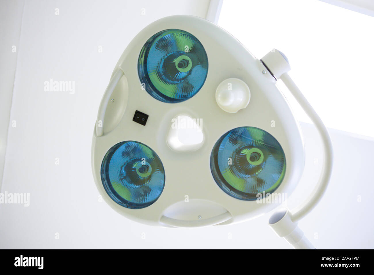 Medical lamp in operation room Stock Photo - Alamy