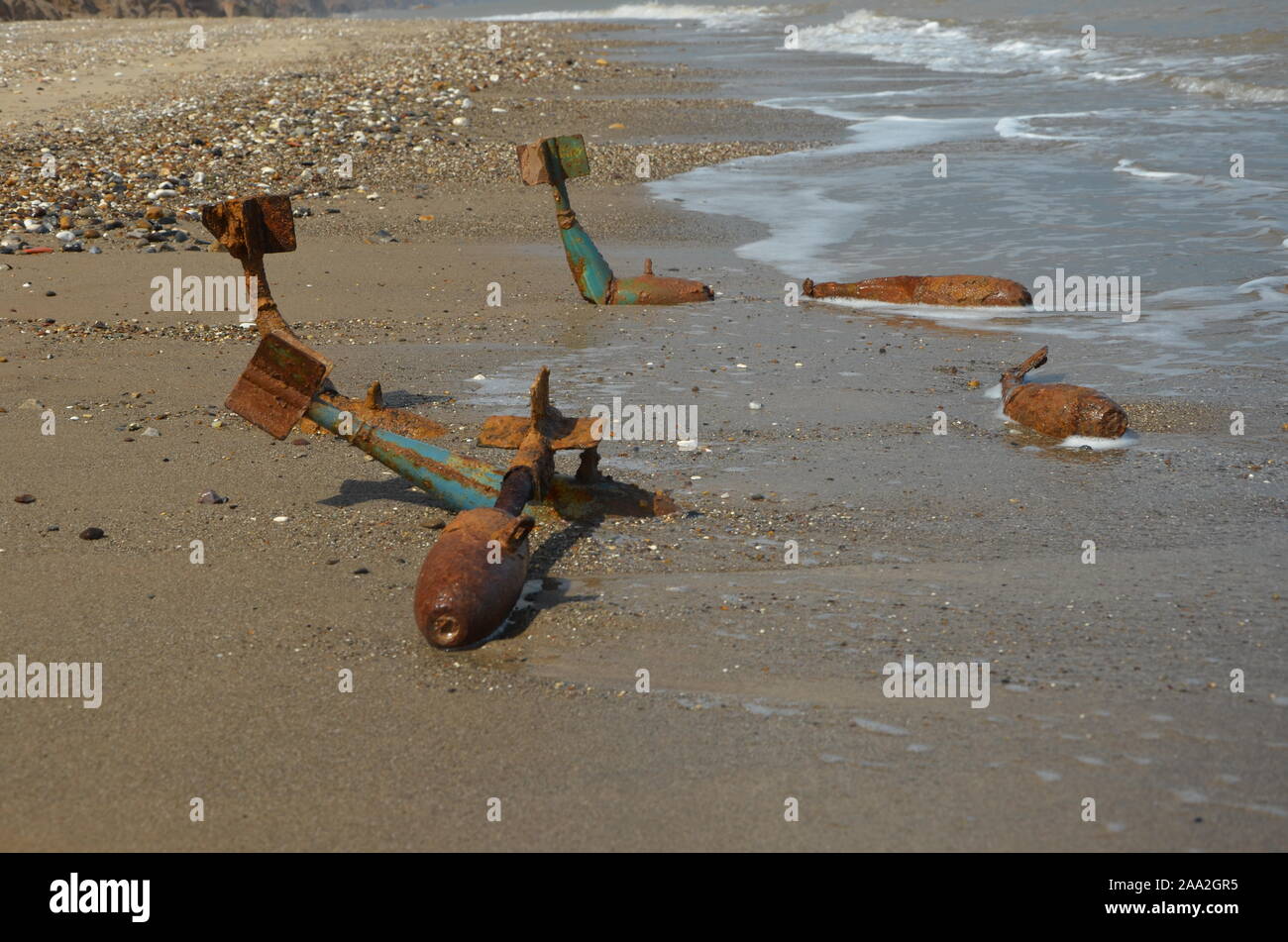 Un exploded bomb hi-res stock photography and images - Alamy